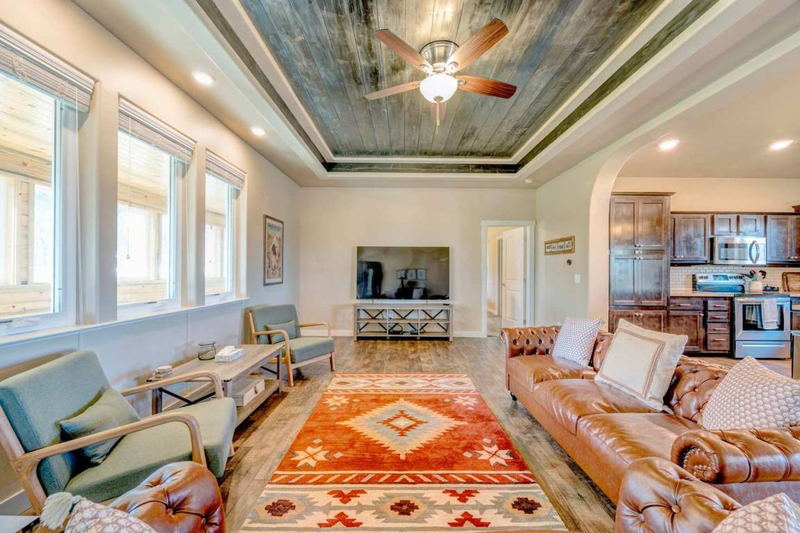 House ∙ 3 Bedrooms ∙ 6 Guests - Sheridan, WY