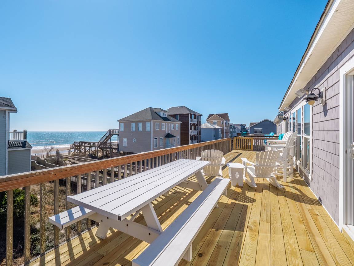 325 M² House ∙ 5 Bedrooms ∙ 14 Guests - North Topsail Beach, NC