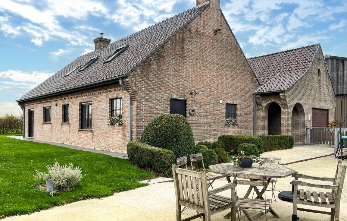 150 M² Maison De Vacances ∙ 5 Chambres ∙ 14 Personnes - Poperinge