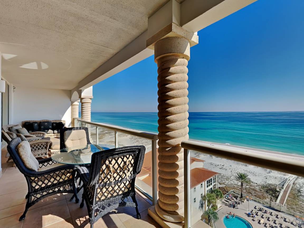 150 M² Condo ∙ 3 Bedrooms ∙ 7 Guests - Pensacola Beach, FL