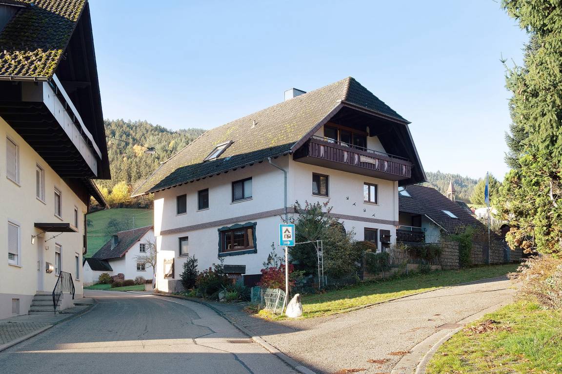 70 M² Ferienwohnung ∙ 2 Schlafzimmer ∙ 3 Gäste - Simonswald