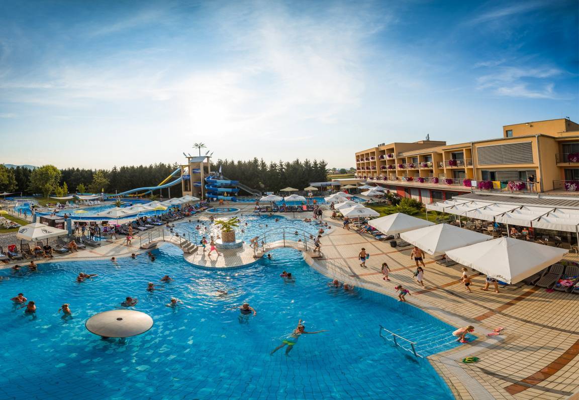 87 M² Apartment ∙ 3 Bedrooms ∙ 6 Guests - Jesenice