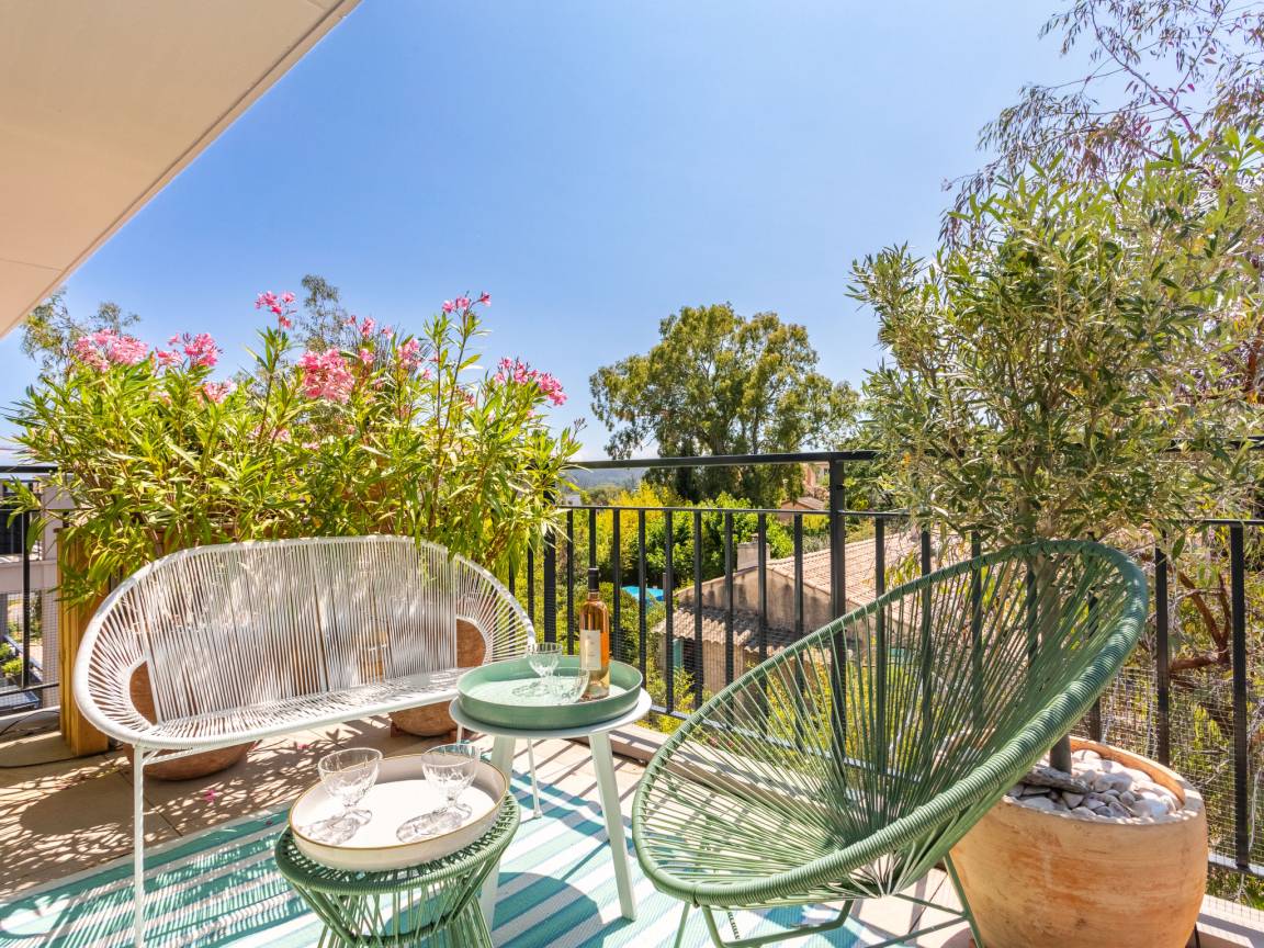 57 M² Ferienwohnung ∙ 2 Schlafzimmer ∙ 4 Gäste - Bormes-les-Mimosas