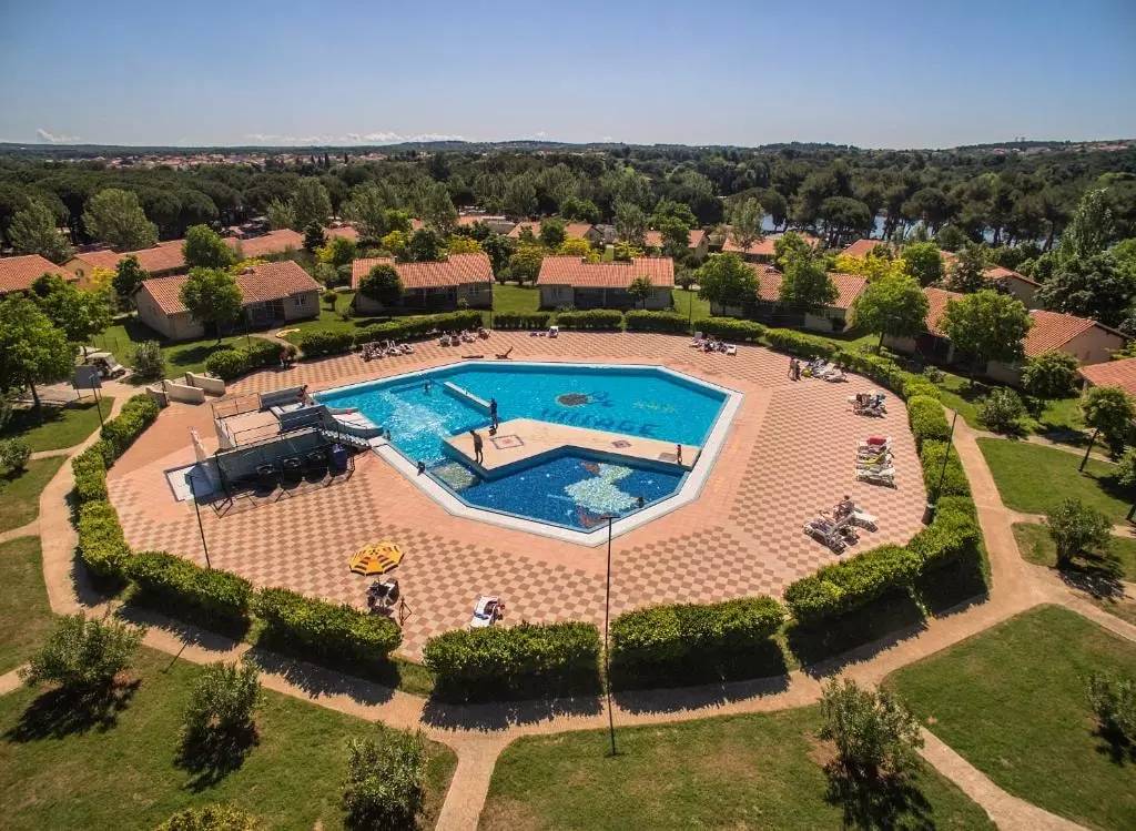 22 M² Caravan ∙ 1 Bedroom ∙ 2 Guests - Pula