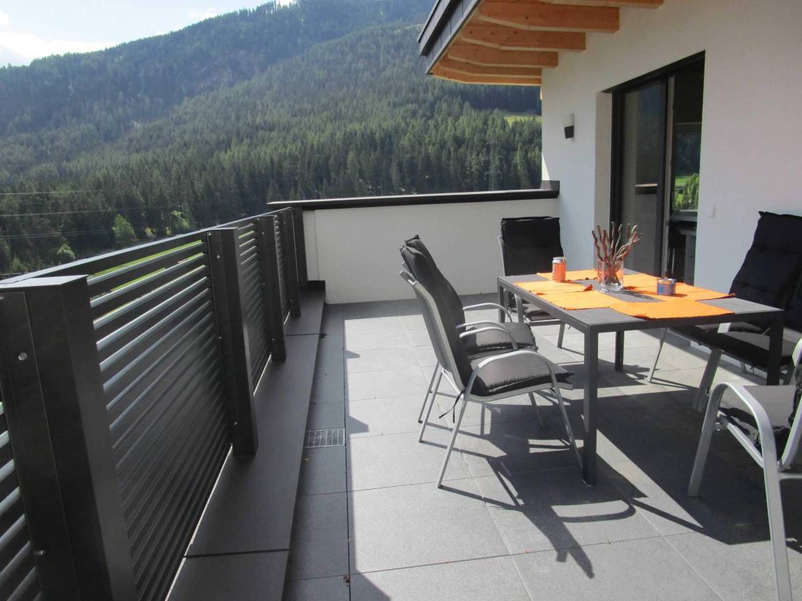 60 M² Apartment ∙ 3 Bedrooms ∙ 7 Guests - Serfaus