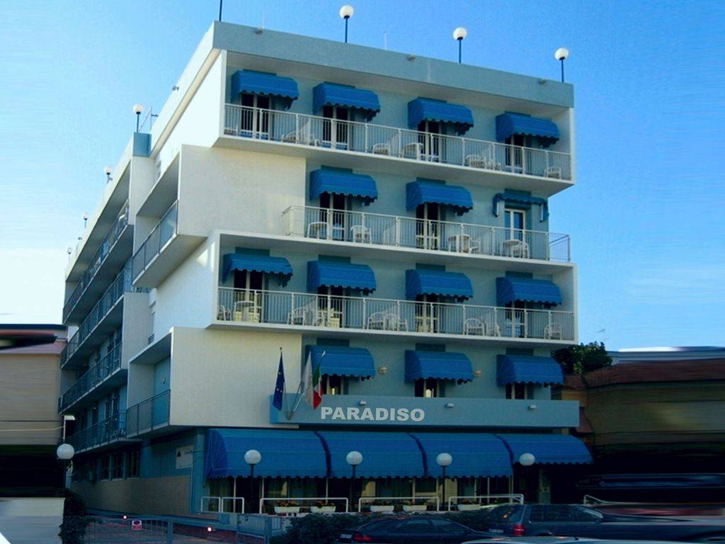 Paradiso - 塞尼加利亞