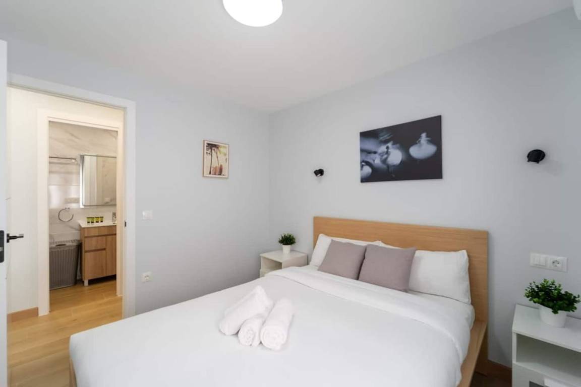 75 M² Appartement ∙ 2 Chambres ∙ 6 Personnes - Paracuellos de Jarama