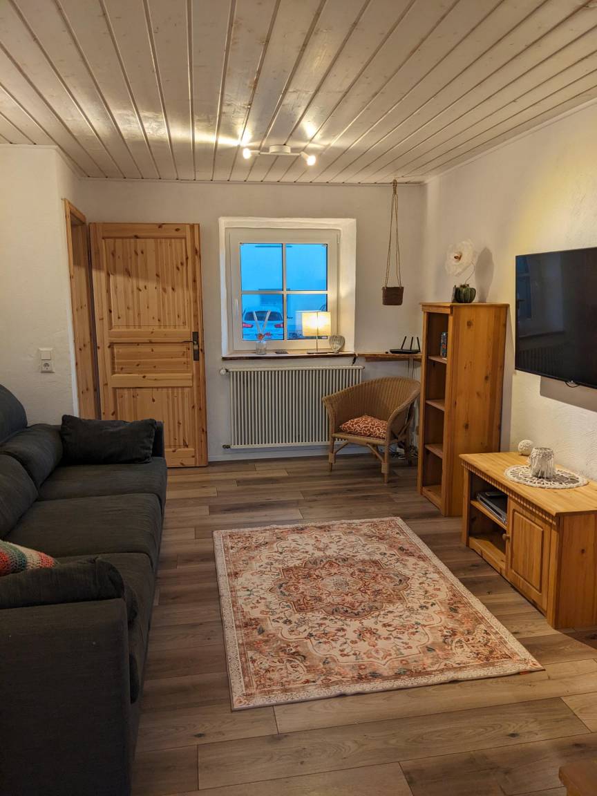 75 M² Ferienwohnung ∙ 2 Schlafzimmer ∙ 4 Gäste - Hermeskeil