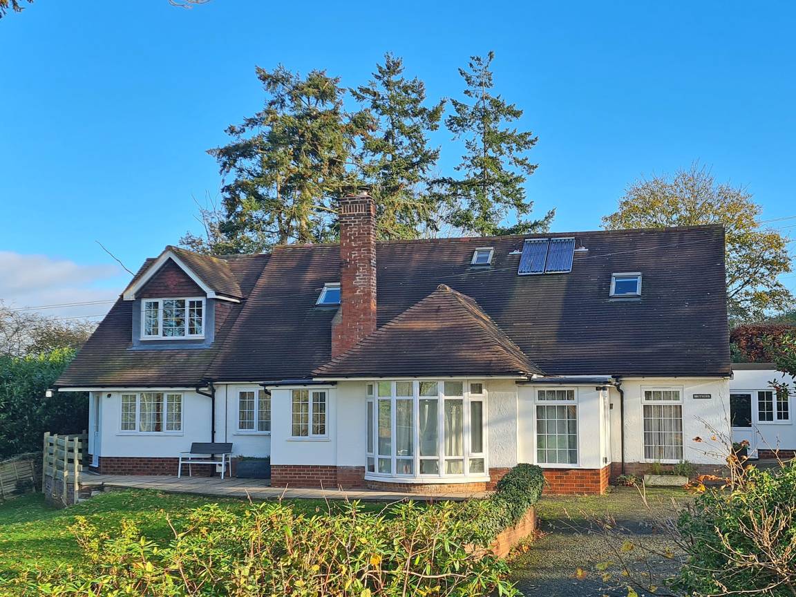 Cottage ∙ 4 Bedrooms ∙ 8 Guests - Welshpool