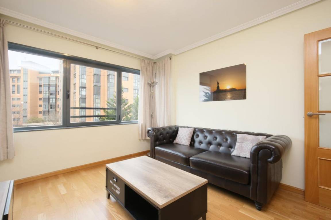 60 M² Apartamento ∙ 1 Habitación ∙ 2 Huéspedes - San Sebastián de los Reyes