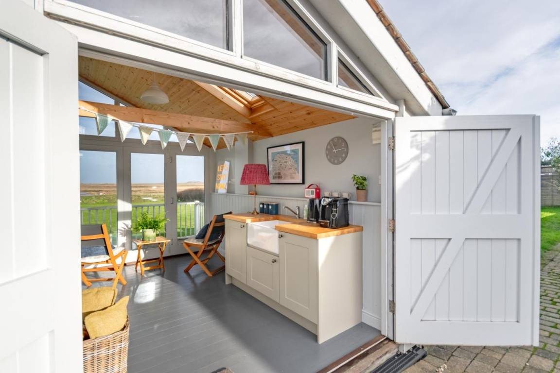 Cottage ∙ 3 Bedrooms ∙ 6 Guests - Burnham Market