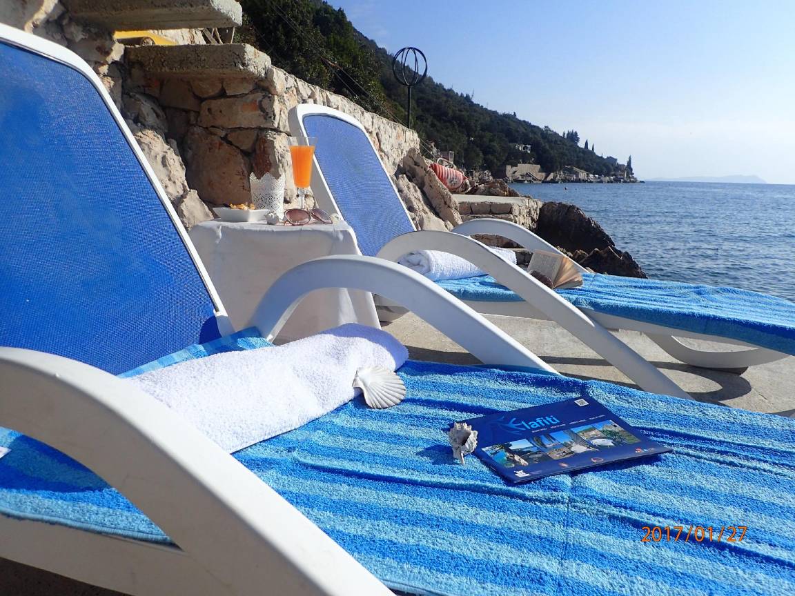 60 M² Apartment ∙ 2 Bedrooms ∙ 6 Guests - Slano