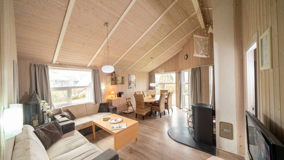 79 M² Ferienhaus ∙ 3 Schlafzimmer ∙ 6 Gäste - Otterndorf