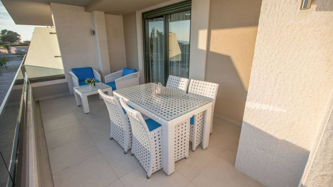 29 M² Ferienwohnung ∙ 1 Schlafzimmer ∙ 4 Gäste - Brela