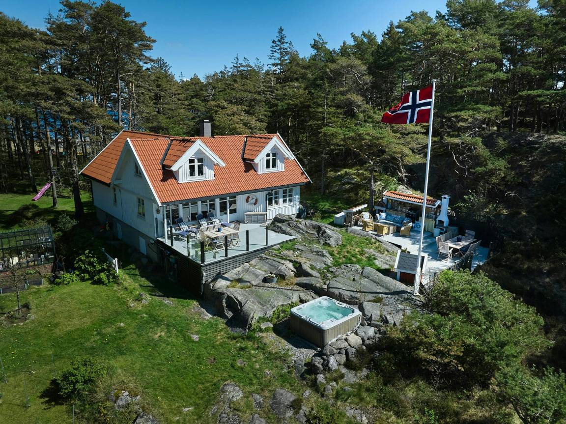 130 M² Hus ∙ 4 Sovrum ∙ 9 Gäster - Strömstad