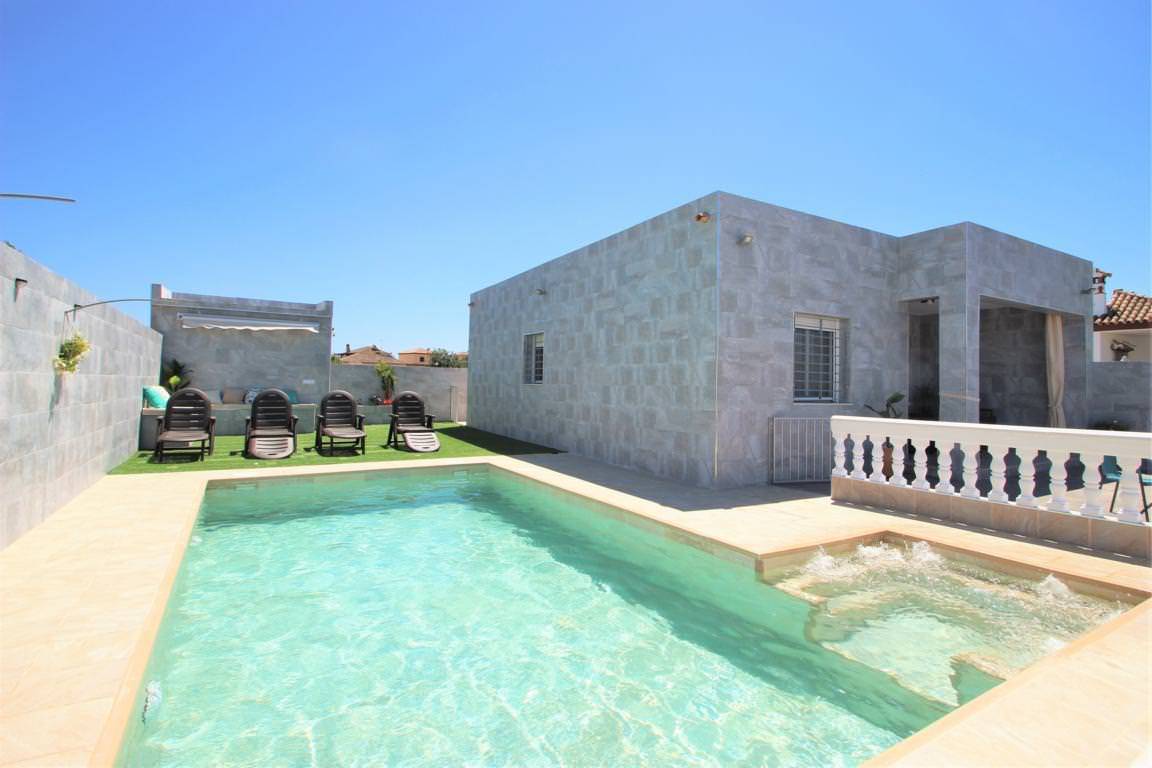 80 M² House ∙ 2 Bedrooms ∙ 4 Guests - Conil de la Frontera