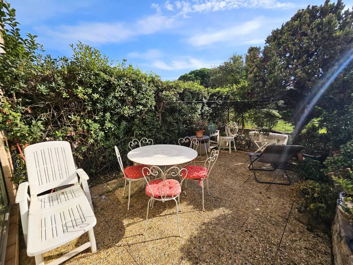 25 M² Studio ∙ 1 Chambre ∙ 3 Personnes - Saint-Mandrier-sur-Mer