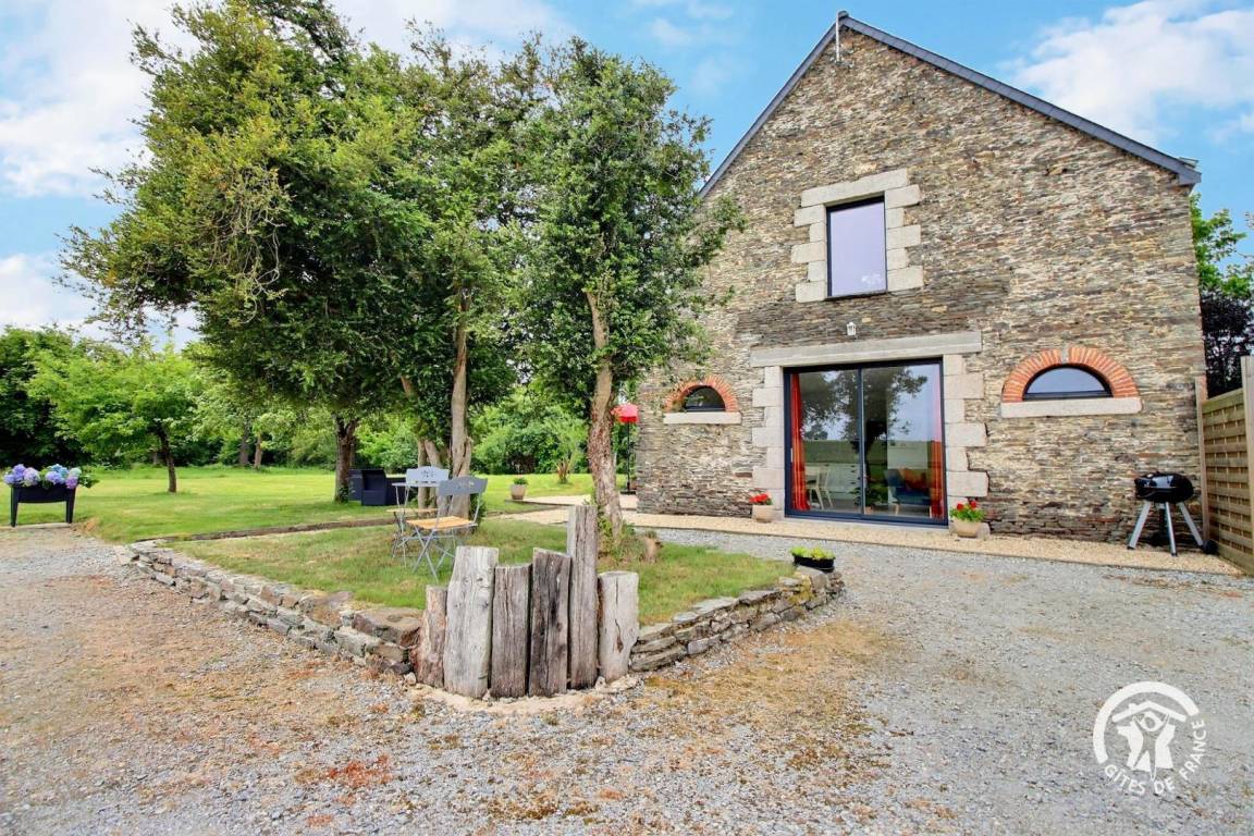 60 M² Gîte ∙ 2 Chambres ∙ 4 Personnes - Guillac