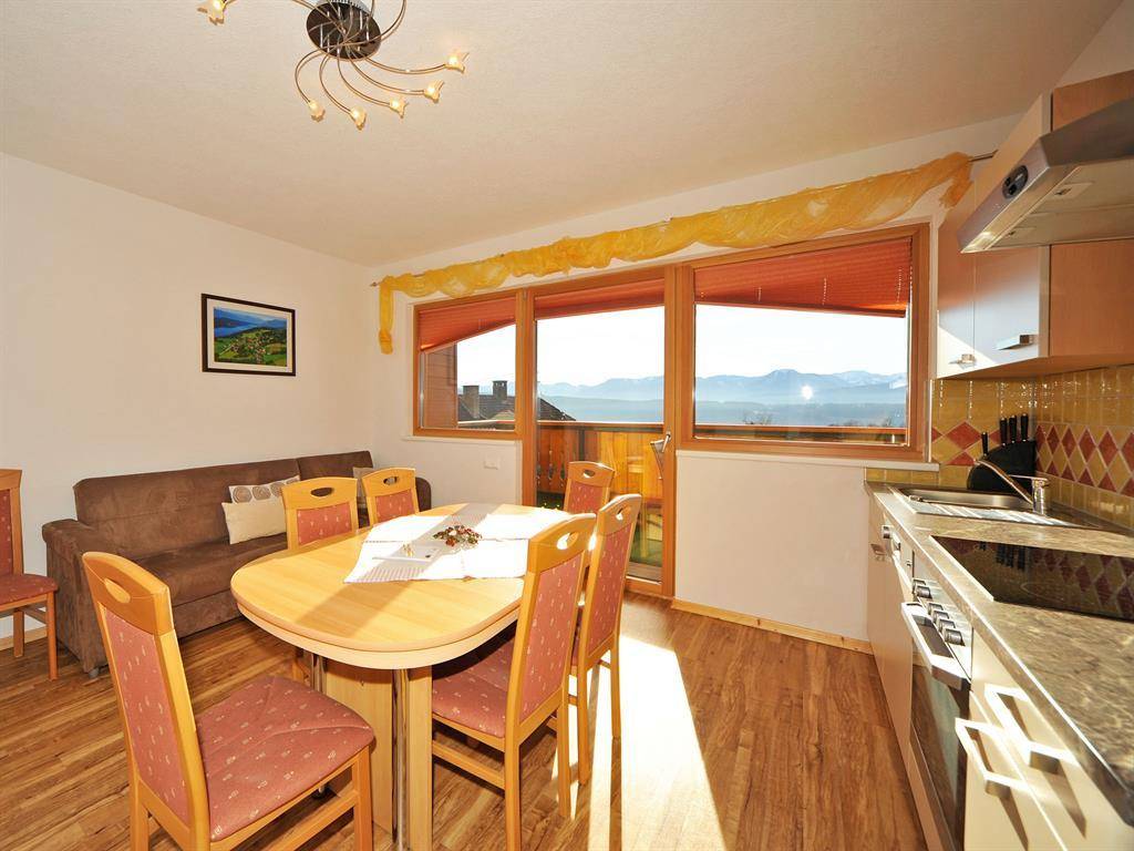 85 M² Ferienwohnung ∙ 2 Schlafzimmer ∙ 5 Gäste - Millstatt