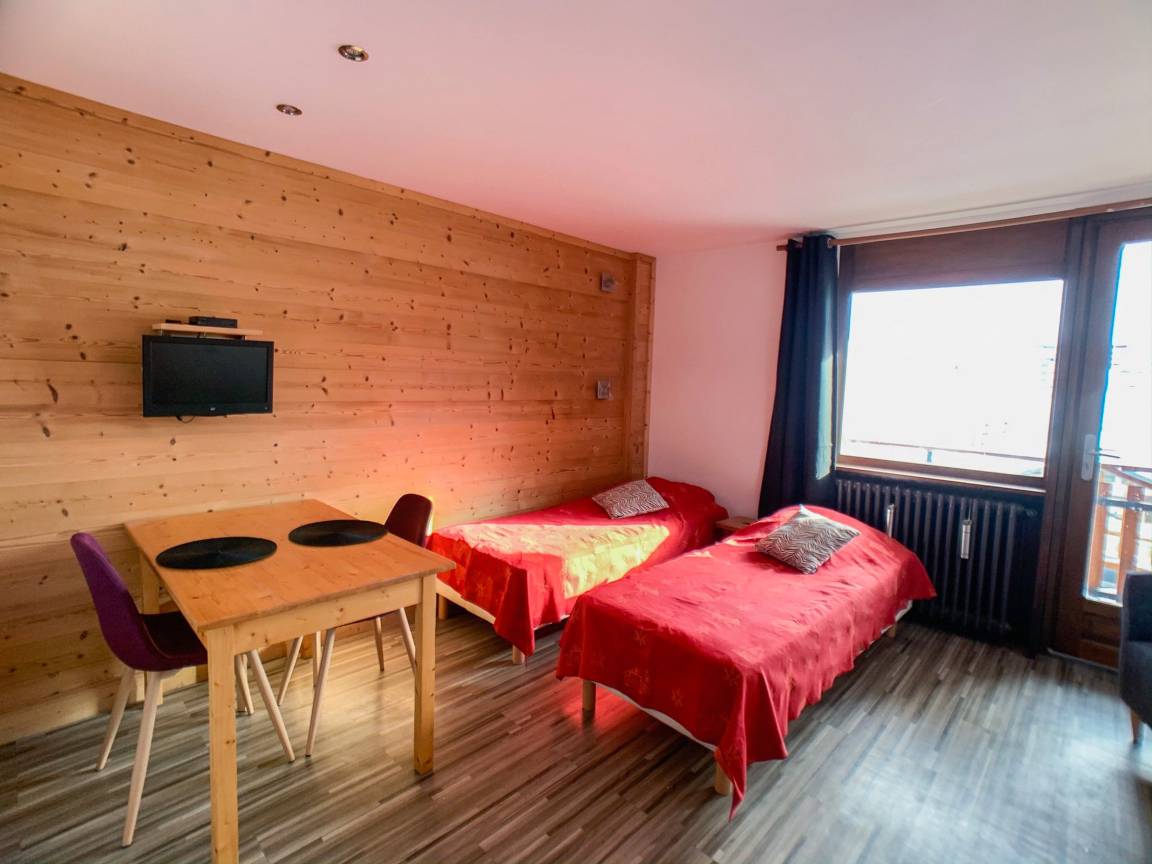 24 M² Studio Flat ∙ 1 Bedroom ∙ 2 Guests - Tignes