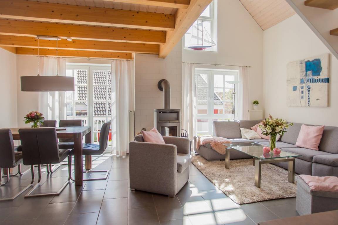 98 M² Ferienwohnung ∙ 3 Schlafzimmer ∙ 6 Gäste - Hinte