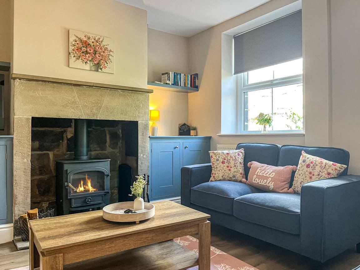 Cottage ∙ 2 Bedrooms ∙ 3 Guests - Chesterfield