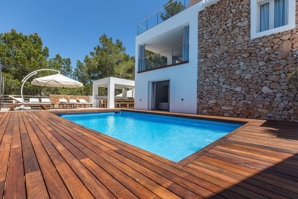 Villa ∙ 6 Bedrooms ∙ 12 Guests - Sant Antoni de Portmany