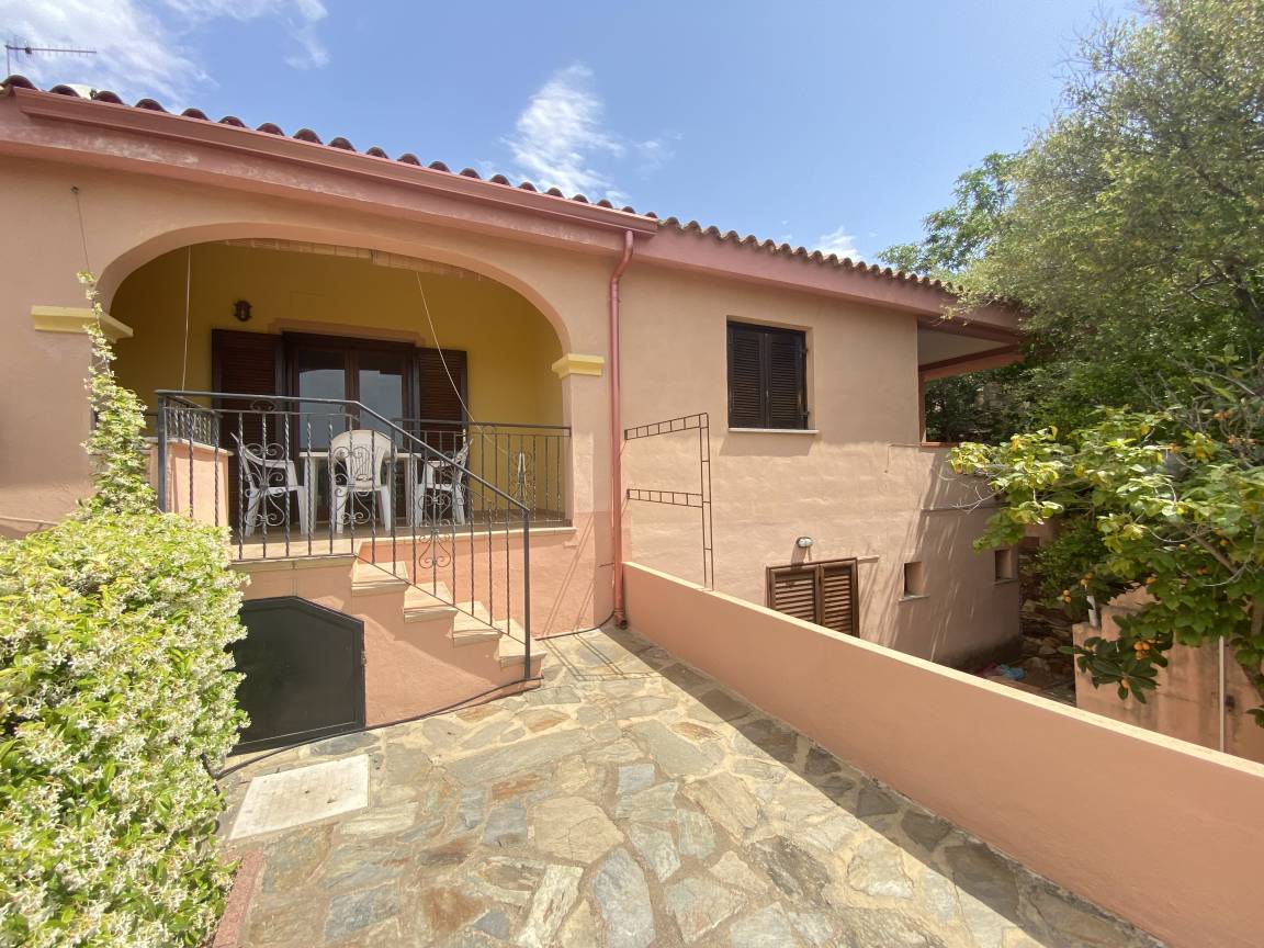 Apartment ∙ 2 Bedrooms ∙ 4 Guests - San Teodoro