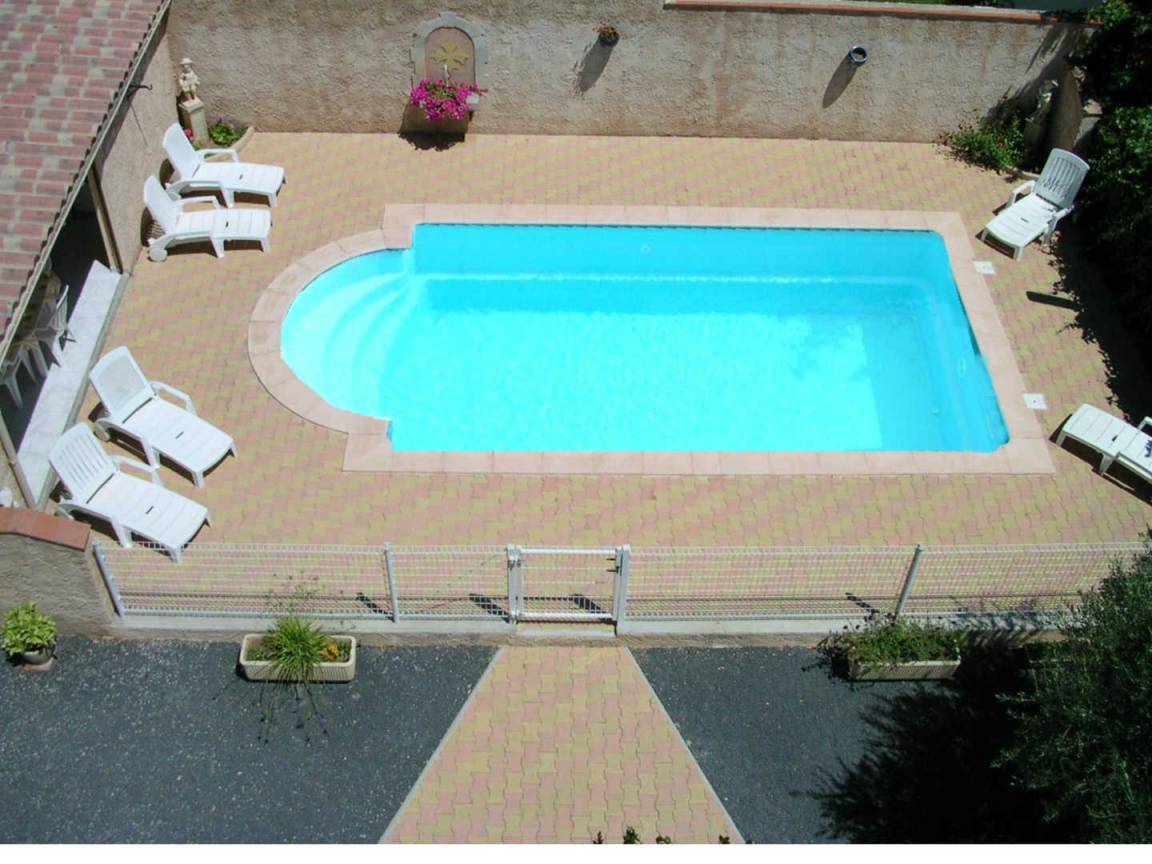 58 M² Gîte ∙ 2 Slaapkamers ∙ 4 Gasten - Vias