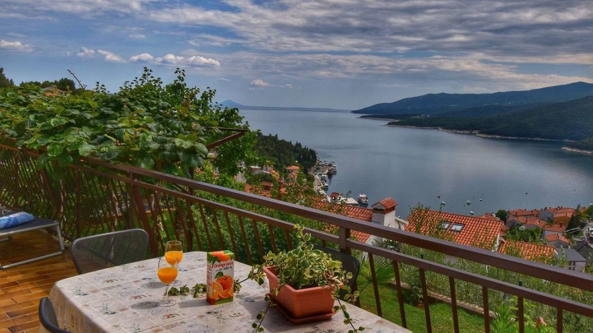 54 M² Apartment ∙ 2 Bedrooms ∙ 4 Guests - Rabac