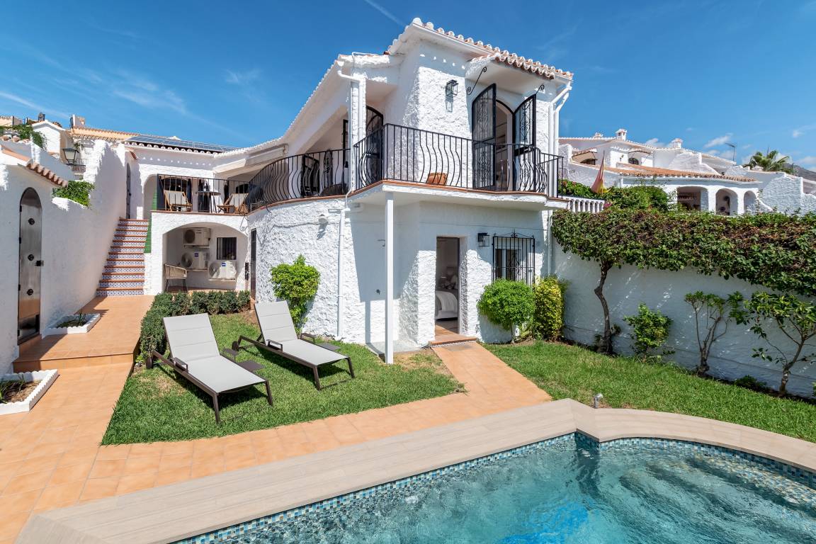 200 M² Villa ∙ 3 Habitaciones ∙ 8 Huéspedes - Frigiliana