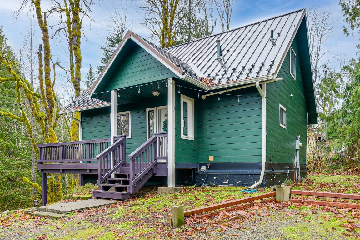 102 M² House ∙ 1 Bedroom ∙ 4 Guests - Hoodsport, WA