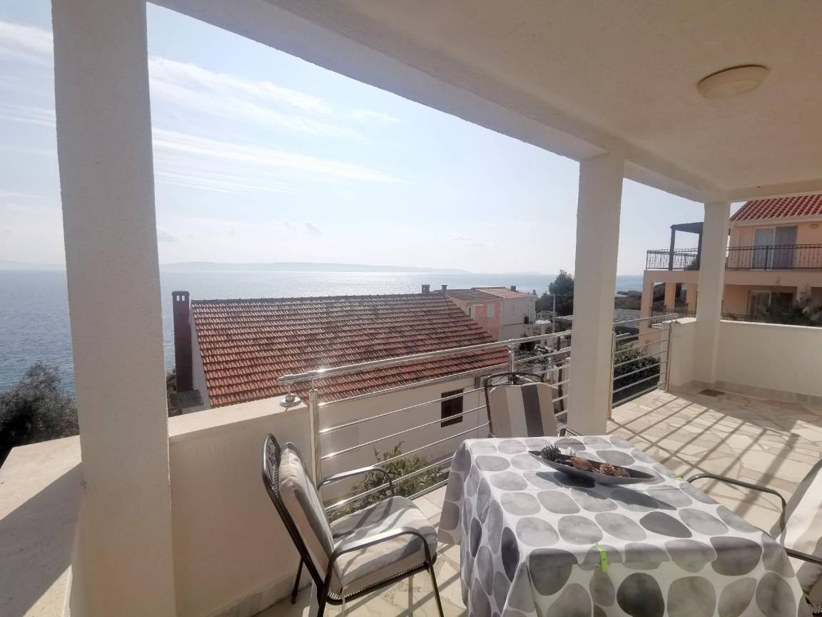 70 M² Apartment ∙ 2 Bedrooms ∙ 6 Guests - Okrug Gornji