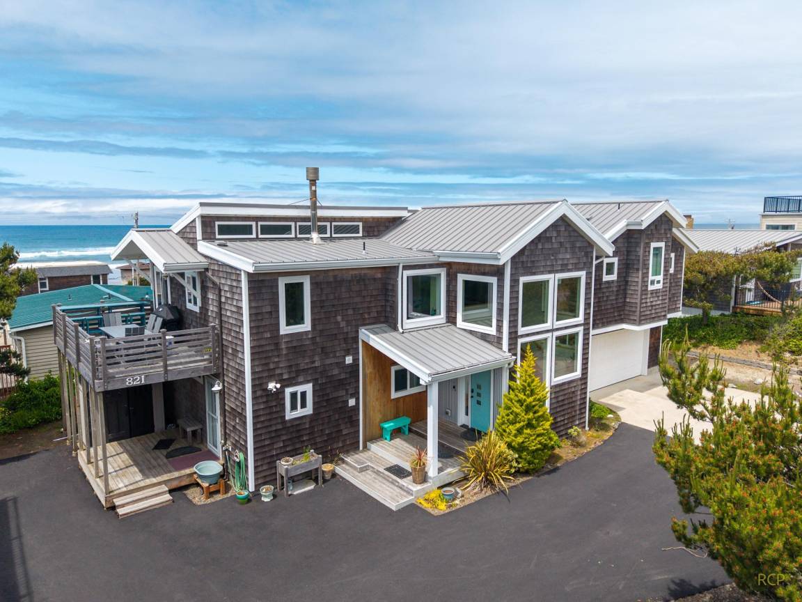 263 M² House ∙ 4 Bedrooms ∙ 10 Guests - Rockaway Beach, OR
