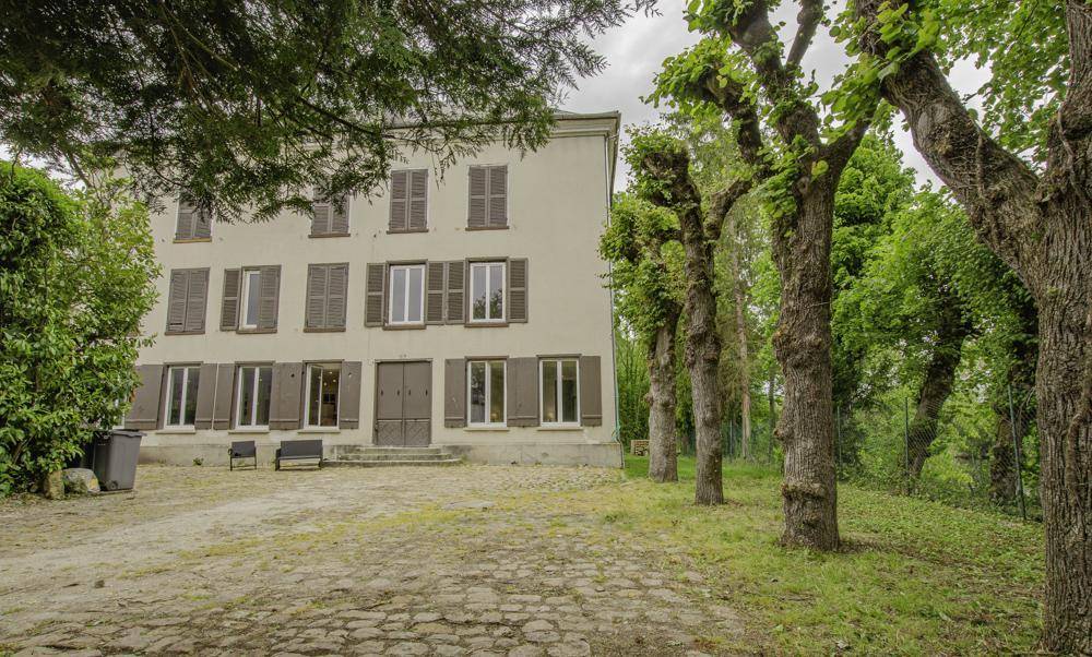 140 M² Gîte ∙ 3 Habitaciones ∙ 6 Huéspedes - Romilly-sur-Seine