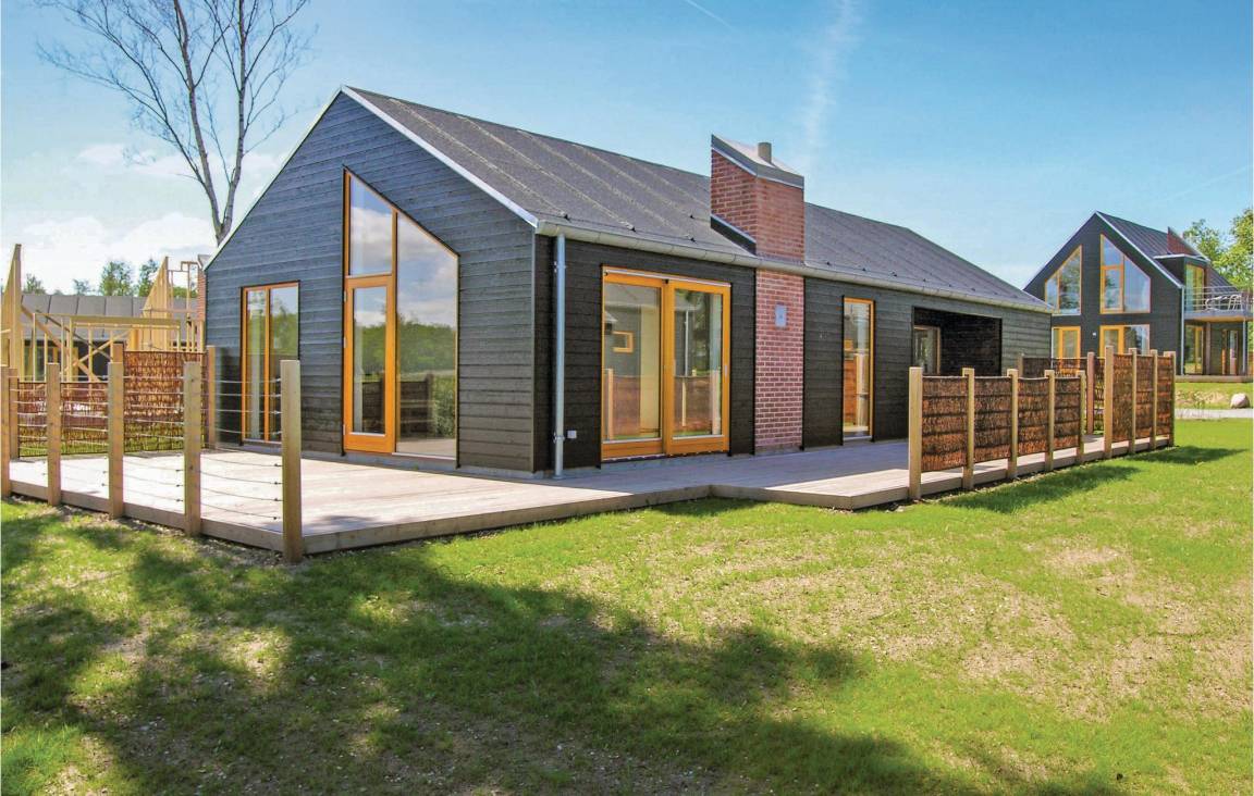 101 M² Ferienhaus ∙ 3 Schlafzimmer ∙ 6 Gäste - Ostsee