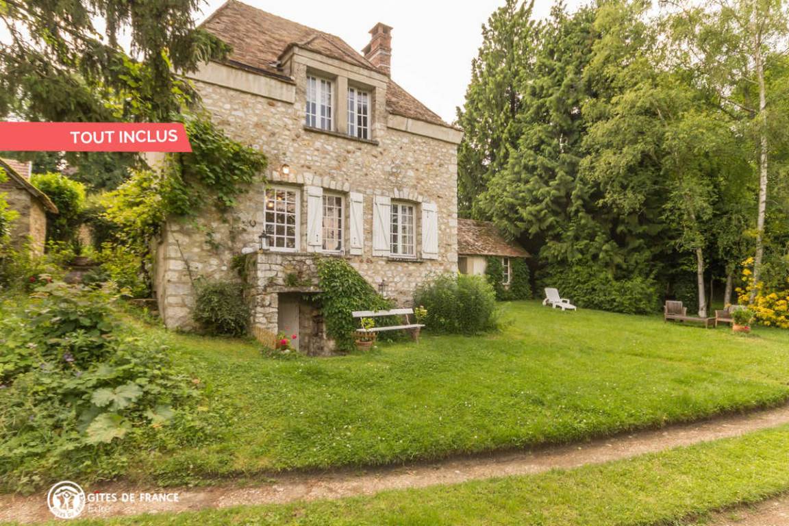 72 M² Gîte ∙ 3 Chambres ∙ 6 Personnes - Tourny