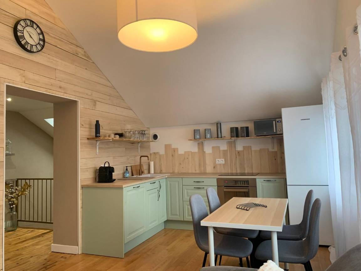 80 M² Appartement ∙ 2 Chambres ∙ 6 Personnes - Lac de Paladru