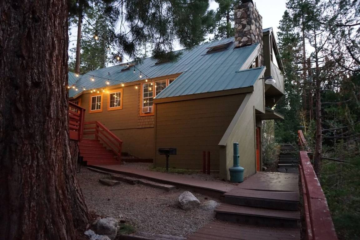 Apartment ∙ 1 Bedroom ∙ 2 Guests - Shaver Lake, CA