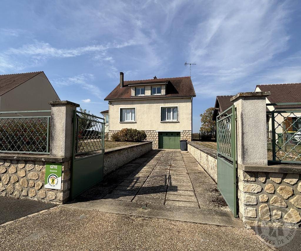 160 M² Gîte ∙ 4 Chambres ∙ 9 Personnes - Étréchy