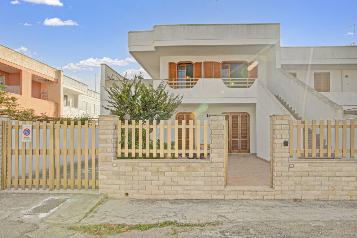 140 M² Maison De Vacances ∙ 3 Chambres ∙ 6 Personnes - Melendugno