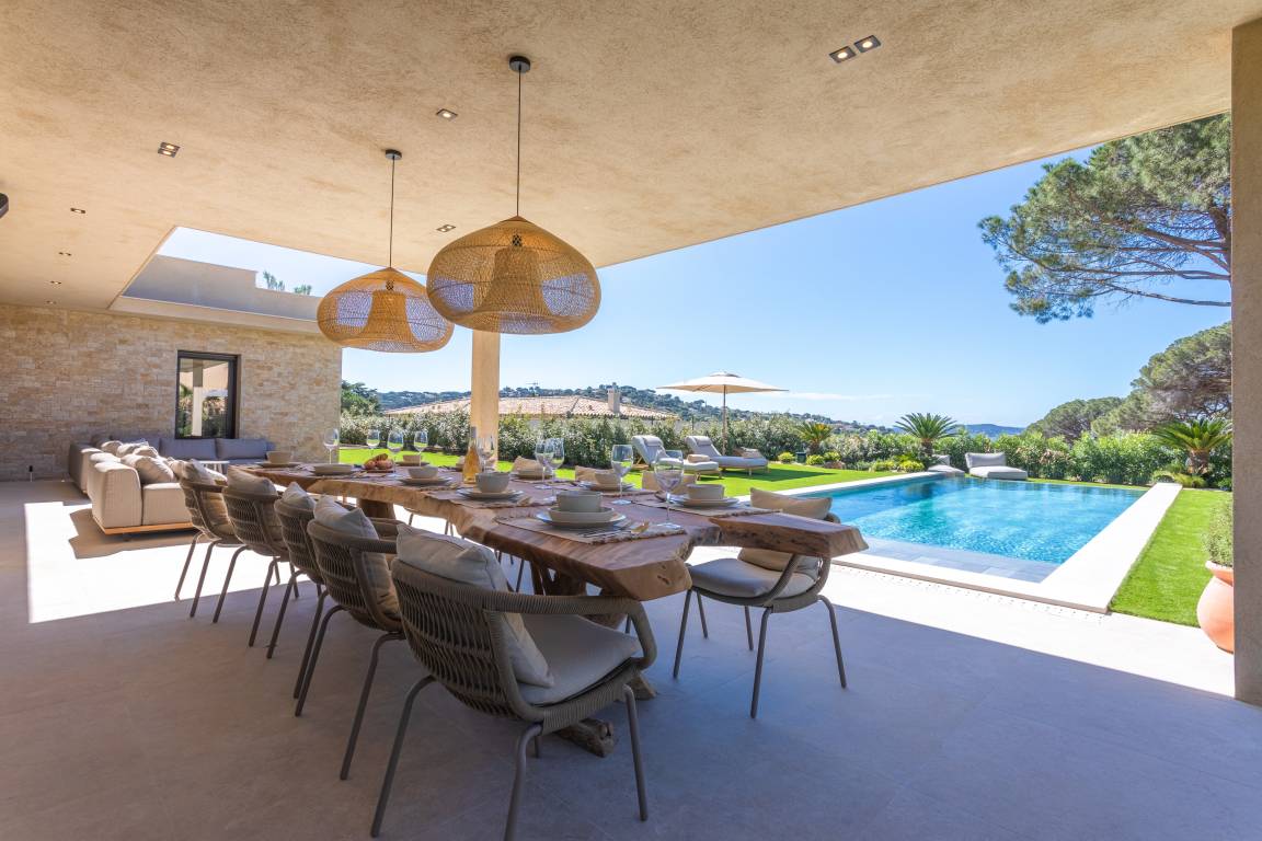 410 M² Villa ∙ 5 Bedrooms ∙ 10 Guests - La Garde-Freinet
