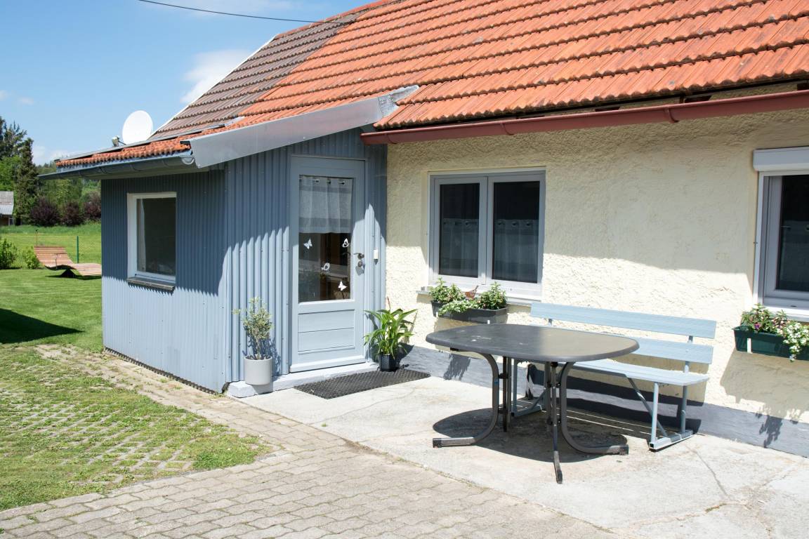 74 M² Ferienwohnung ∙ 2 Schlafzimmer ∙ 4 Gäste - Altusried