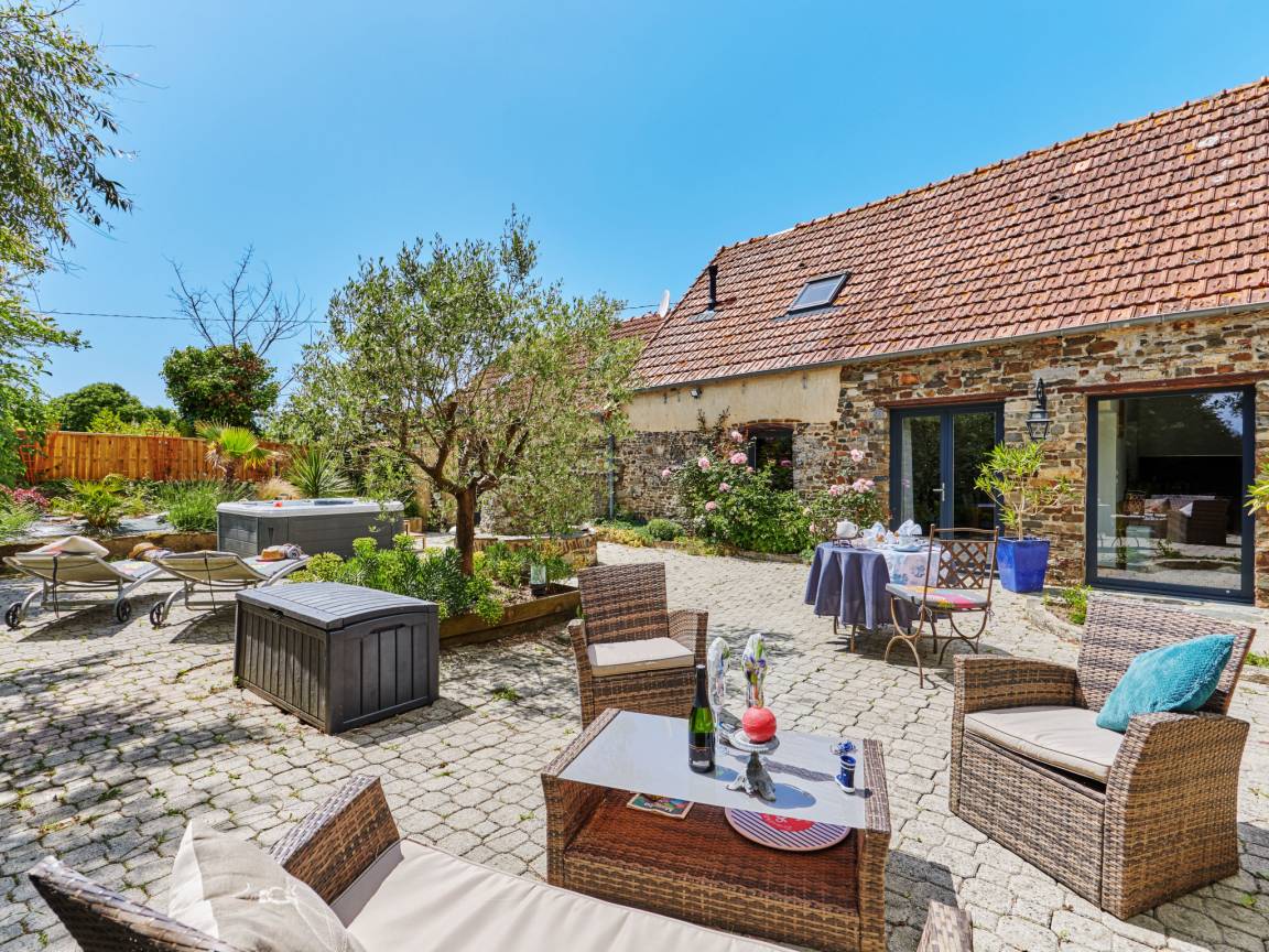 90 M² Maison De Vacances ∙ 2 Chambres ∙ 4 Personnes - Cotentin
