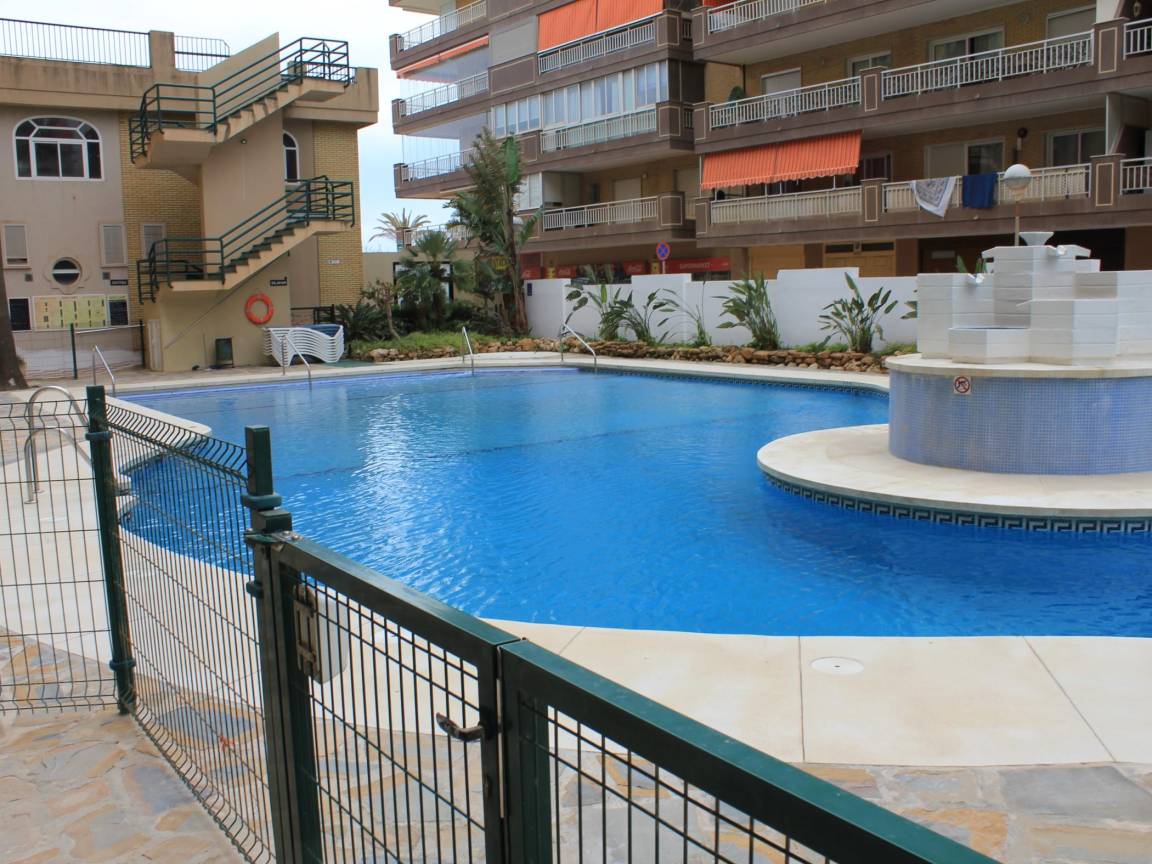 50 M² Apartamento ∙ 1 Habitación ∙ 4 Huéspedes - Fuengirola