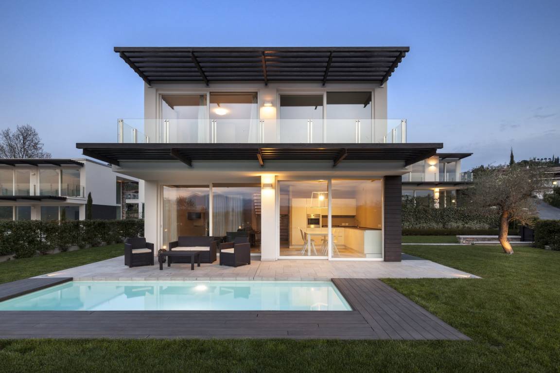 Villa ∙ 3 Bedrooms ∙ 8 Guests - Sirmione