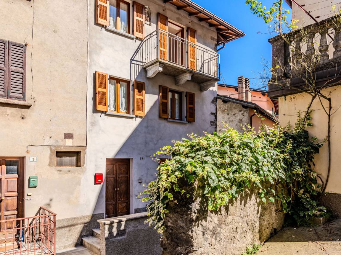 130 M² Huis ∙ 3 Slaapkamers ∙ 5 Gasten - Lugano