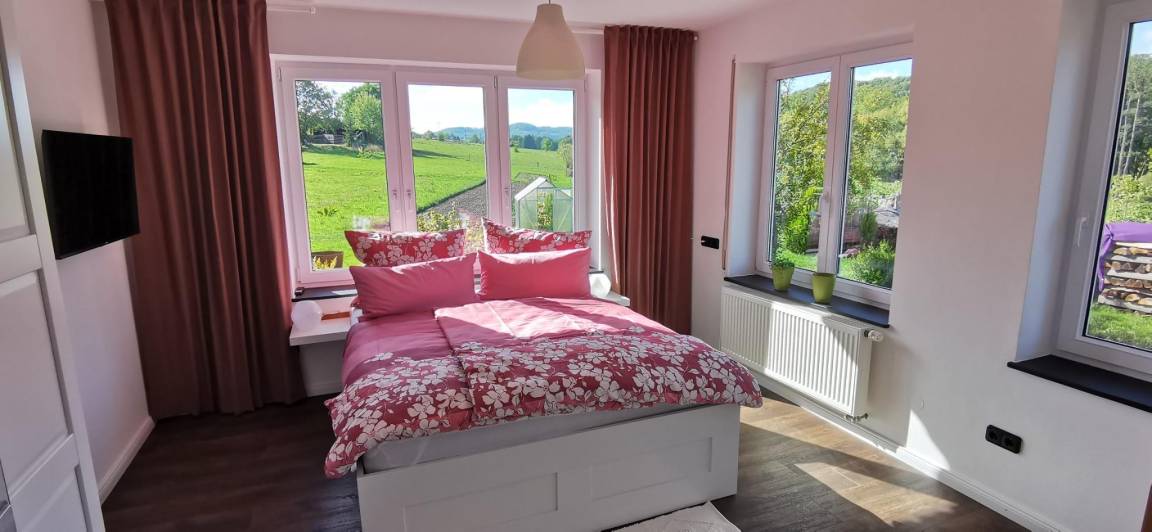35 M² Ferienwohnung ∙ 1 Schlafzimmer ∙ 2 Gäste - Hilders