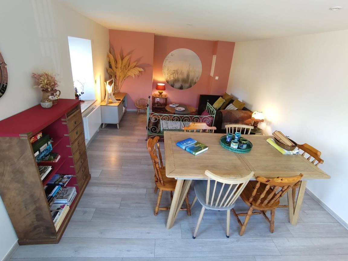 100 M² Gîte ∙ 2 Chambres ∙ 4 Personnes - Les Fourgs