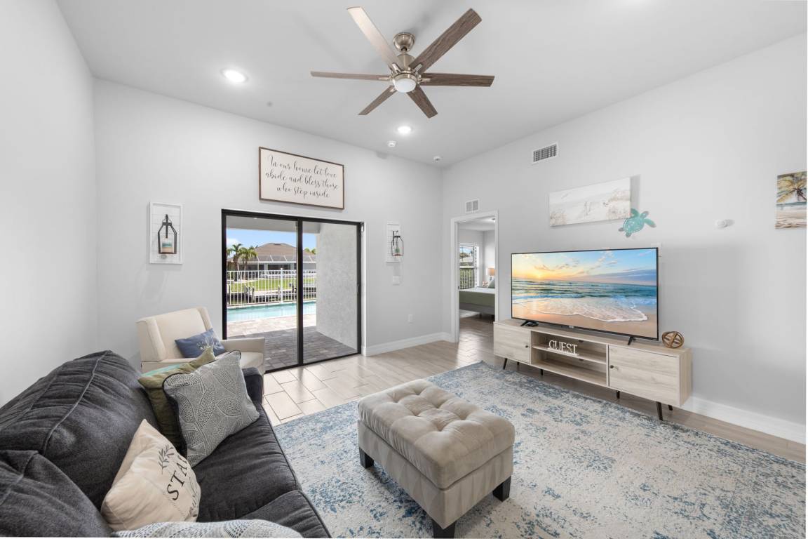 Ferienhaus ∙ 3 Schlafzimmer ∙ 6 Gäste - Cape Coral, FL